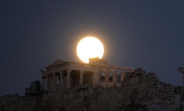 Θερινό ηλιοστάσιο και πανσέληνος για μαζί για πρώτη φορά σε 70 χρόνια ...